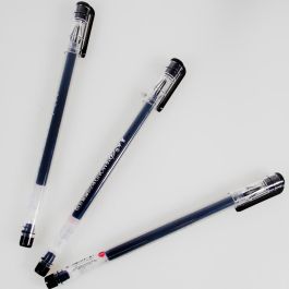 Pluma Escolar Chenyong Tinta Negra Punta Diamante 0.38 Mm | 12 Plumas